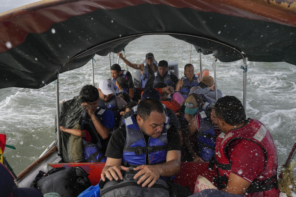 14,000 US-Bound Migrants Returning South Since Improved American Border ...