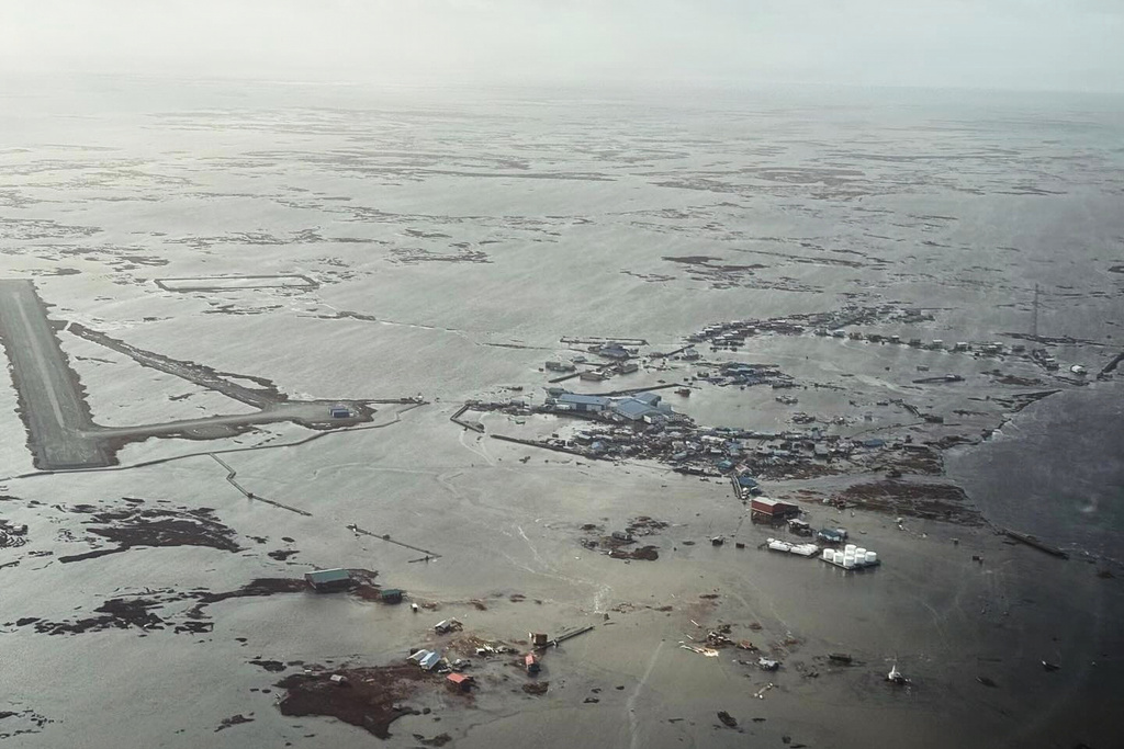One Of ‘Most Significant’ Airlifts In Alaska History Underway To Rescue ...