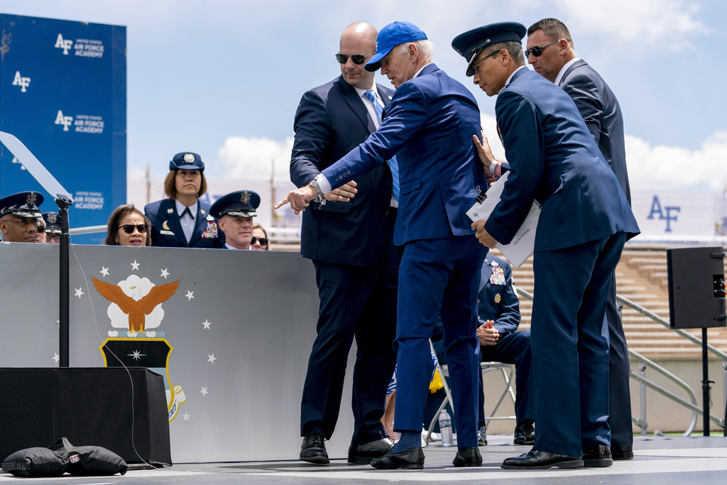 President Biden Says He Got 'Sandbagged' Taking Hard Fall At Air Force Academy Graduation ...