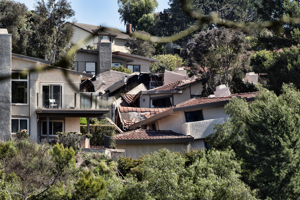 SoCal Neighborhood Ground Movement Wrecking Homes, Will Likely Fall ...