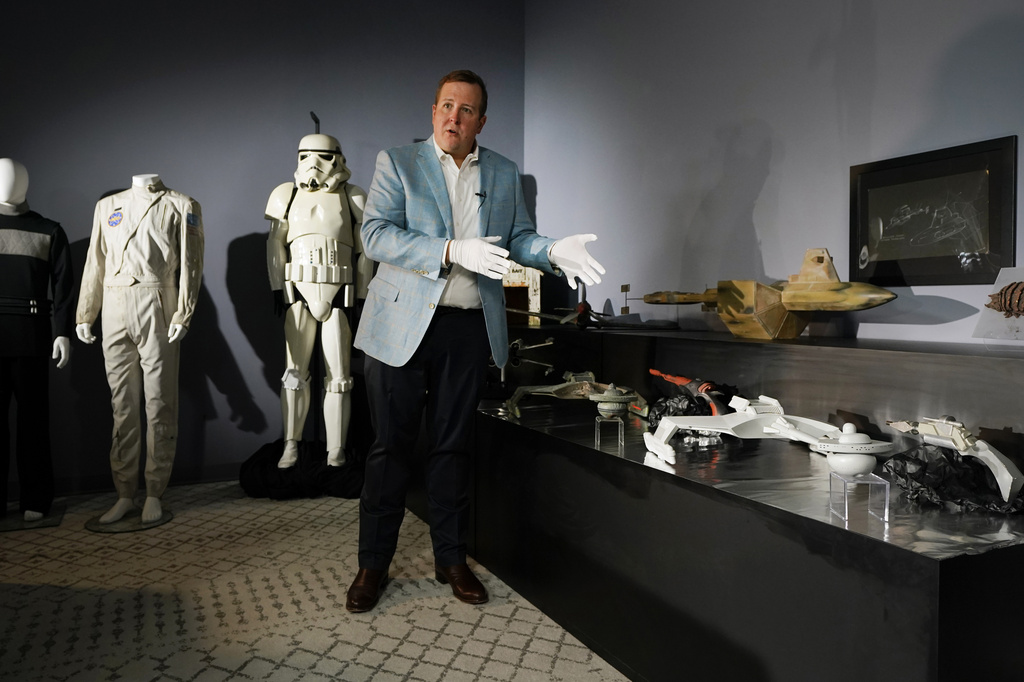 Hollywood Model Maker's Creations And Collection Up For Auction ...