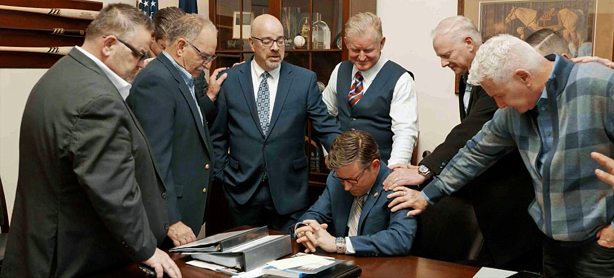 New House Speaker Mike Johnson Is Known For Faith Walk | Positive ...