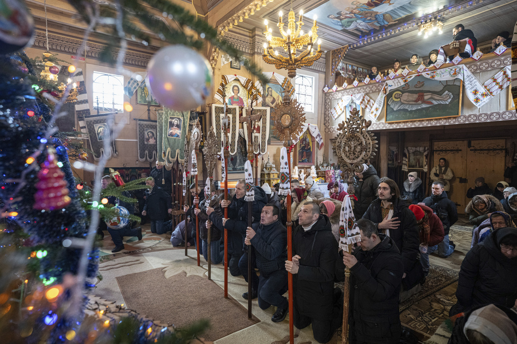 Ukraine Observes Christmas On Dec. 25 For The First Time, Breaking From ...