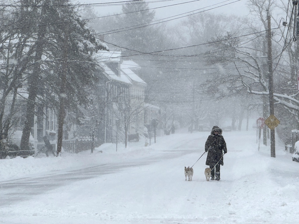 Heavy Snow, High WInds, Icing - Big Winter Weather Underway | Positive ...