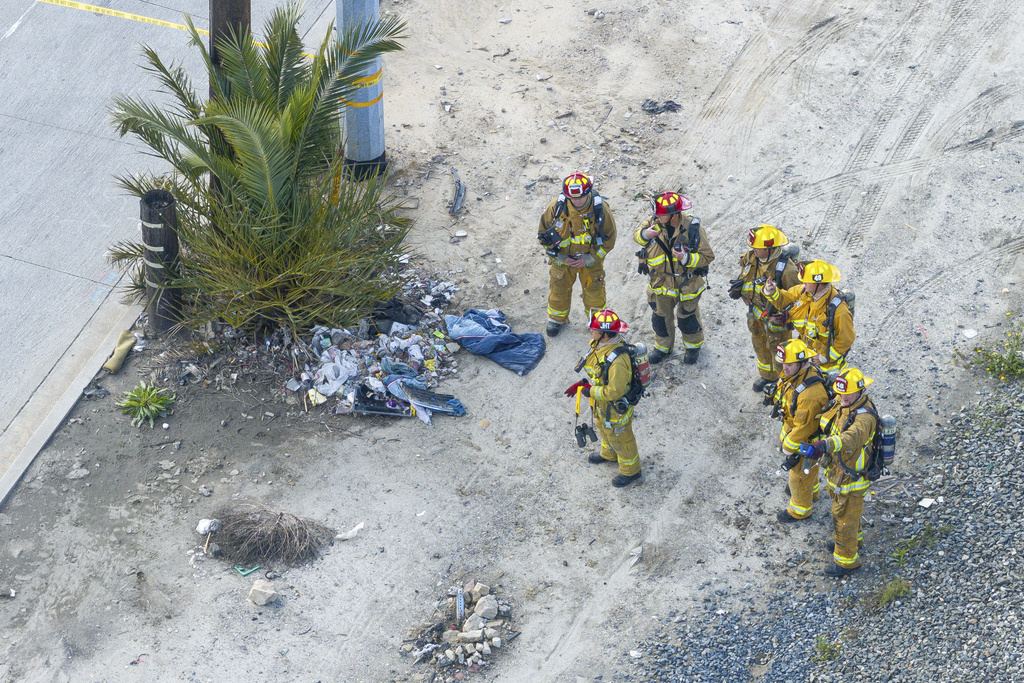 7 Los Angeles Firefighters Released From Hospital After Injured In ...