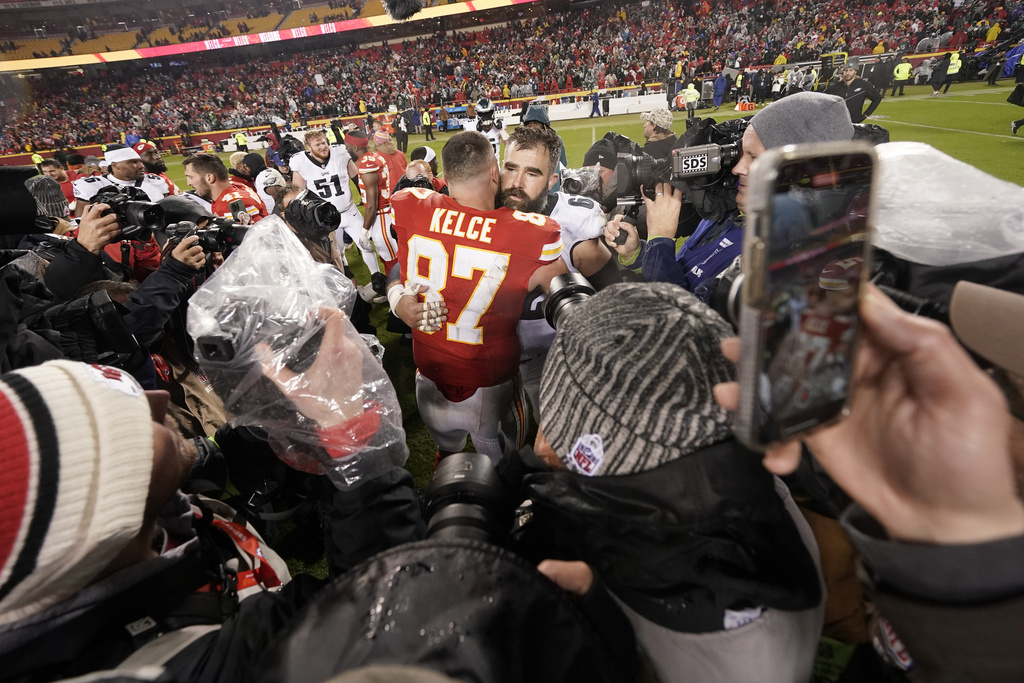 Philadelphia Eagles' Jason Kelce Retires After 13 NFL Seasons ... Philadelphia Eagles' Jason Kelce Retires After 13 NFL Seasons ...