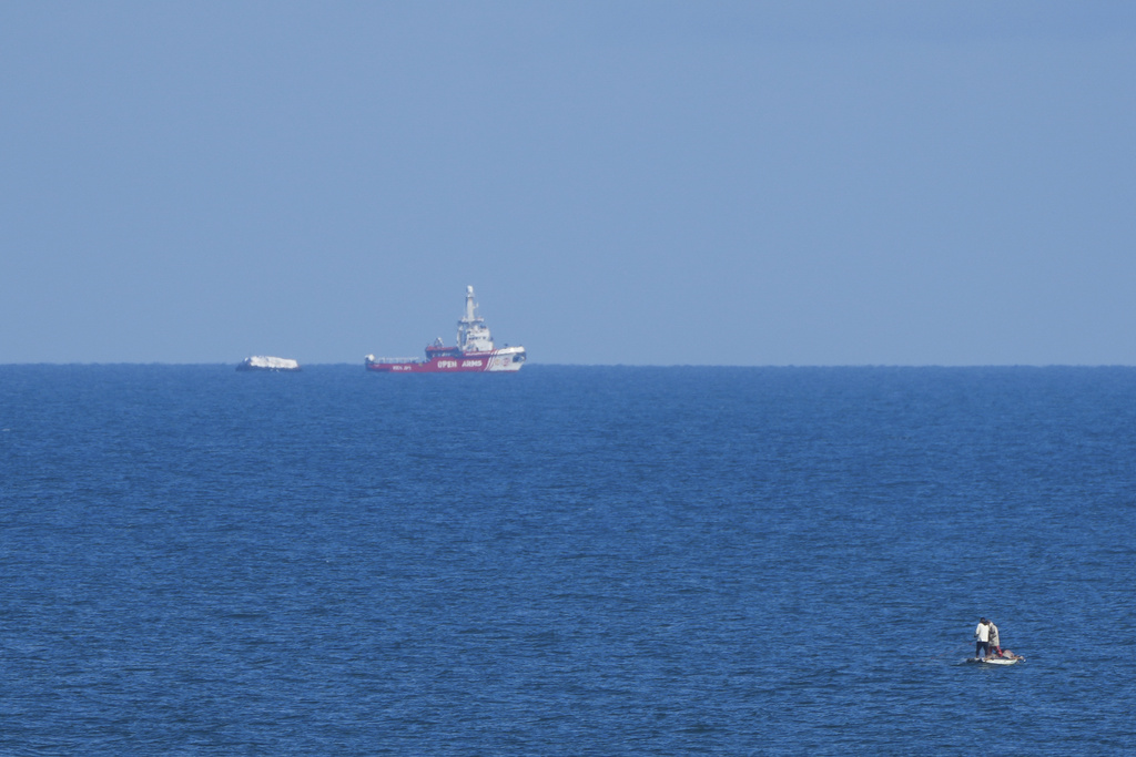 The First Ship To Use A New Sea Route Approaches Gaza With 200 Tons Of ...