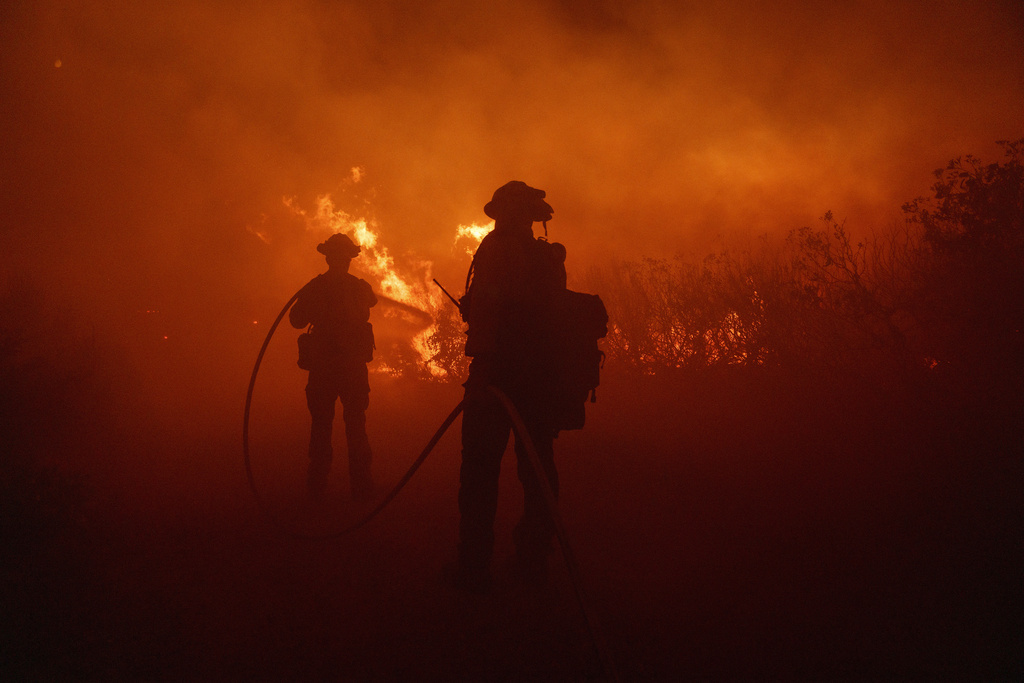 Los Angeles Area's 1st Big Wildfire Of The Year | Positive Encouraging ...