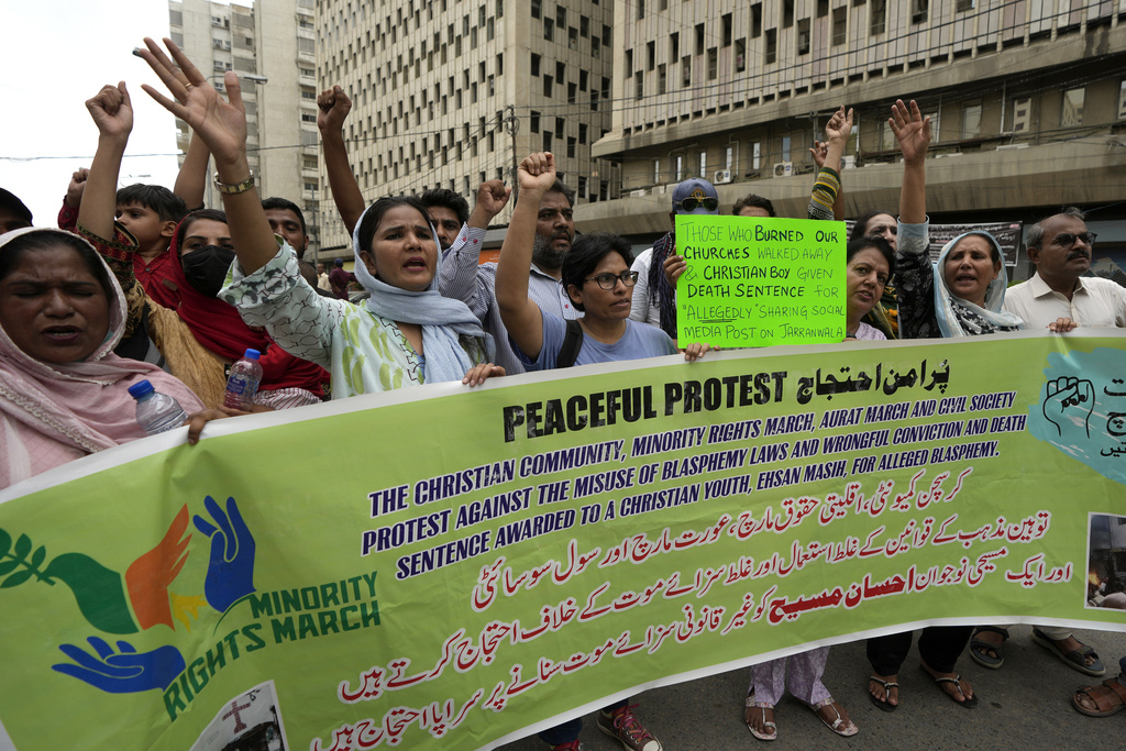 Risky Protests In Pakistan After Christian Sentenced To Death For ...
