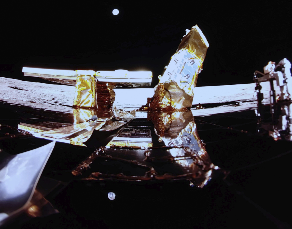 'Blue Ghost' - Private Company's Lunar Lander Successful Brings ...