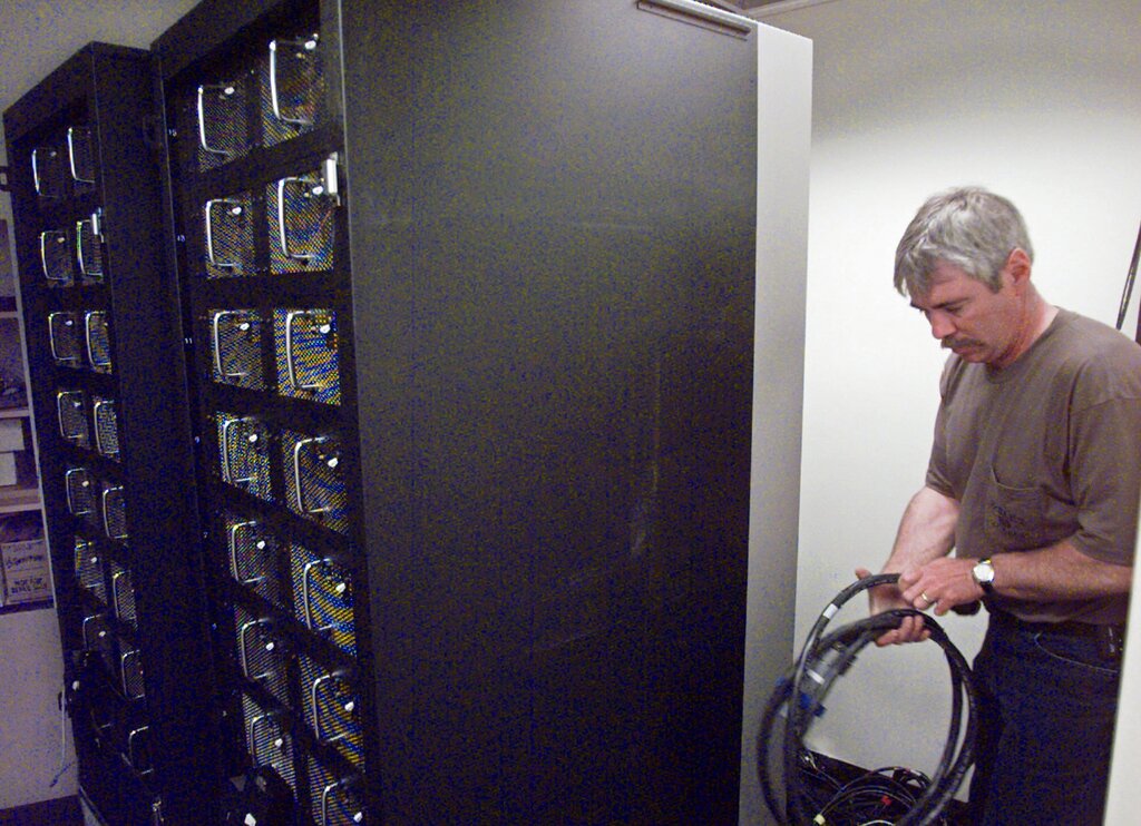 Today In History: May 11, Deep Blue Computer Defeats World Chess ...